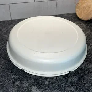 Tupperware | Kitchen | Vintage Chip N Dip White Tupperware Like New ...